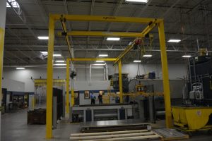 Workstation Cranes - Trester Hoist